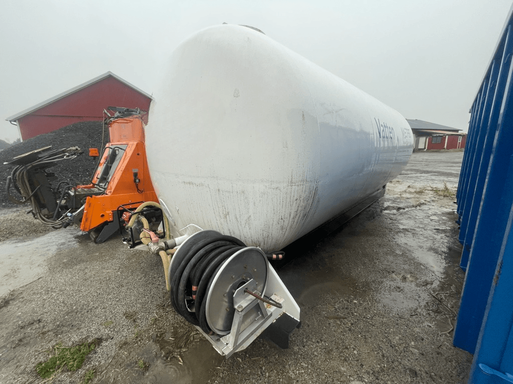 Vattentank lvx med pump - Fabeo