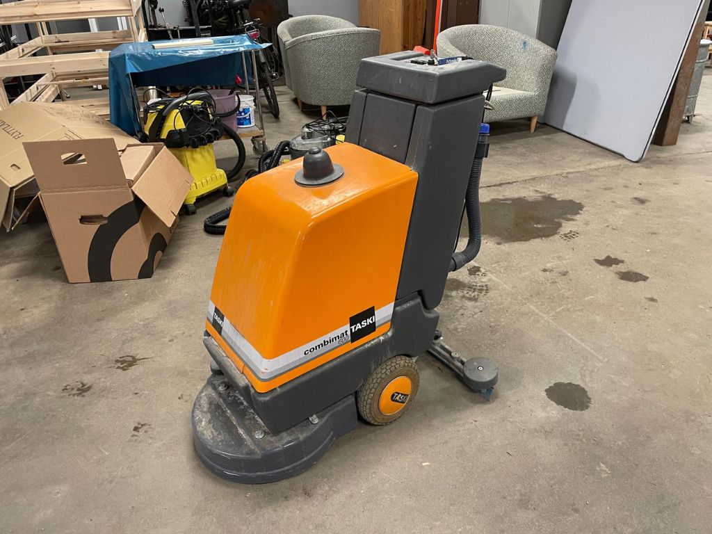 Taski CombiMat 600 Taski CombiMat 600 – Skurmaskin - Fabeo