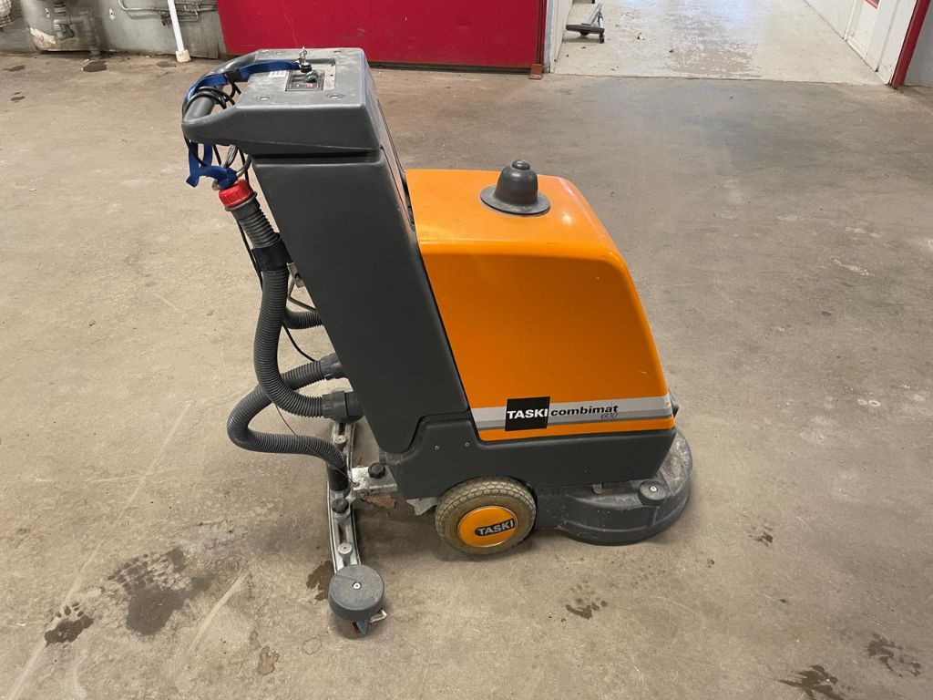 Taski CombiMat 600 Taski CombiMat 600 – Skurmaskin - Fabeo