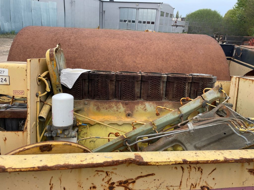 Dynapac CK51 Bogserad vält - Fabeo