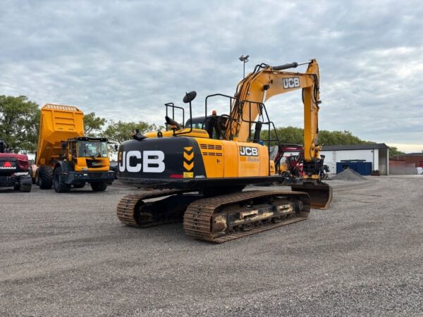 JCB JS 220 LC Bandgrävare - Fabeo