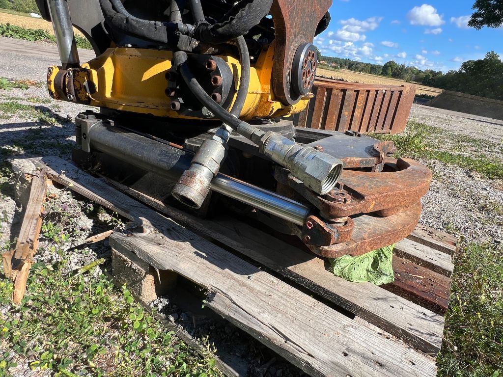 Engcon Rototilt Tiltrotator med gripkassett - Fabeo